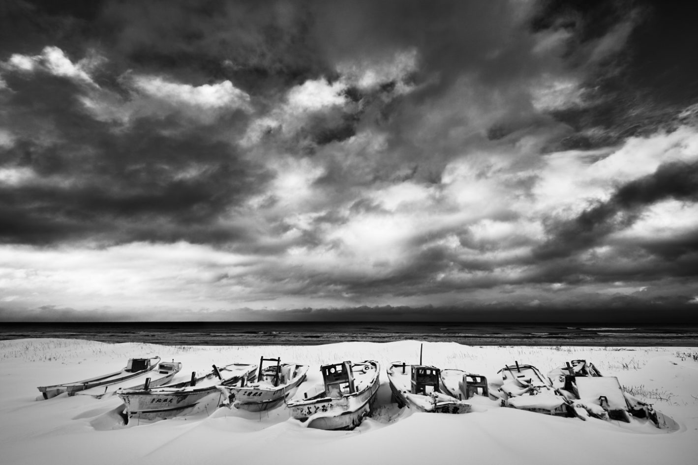 How to create stunning black and white images - Photo Editing Tutorials ...
